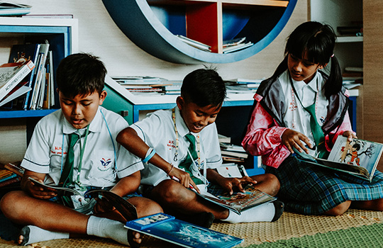 Thailand: Grace International School - World Gospel Mission