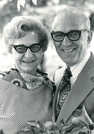 Hollis and Ruby Abbott - World Gospel Mission